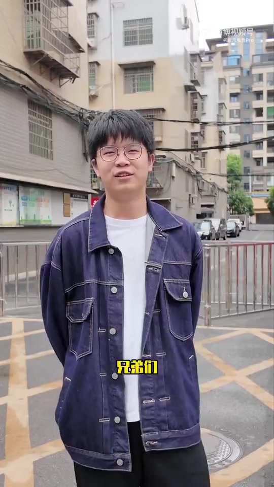 EDG分享视频：Xiaohao新皮肤解锁！怀化知名发型师晓华理发VLOG-直播吧